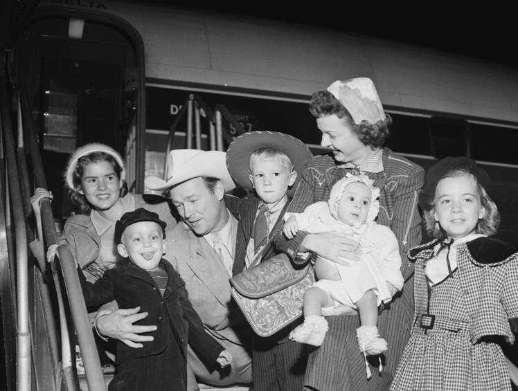 Roy Rogers and Dale Evans' Daughter Reflects on Their Sweetest Moments ...